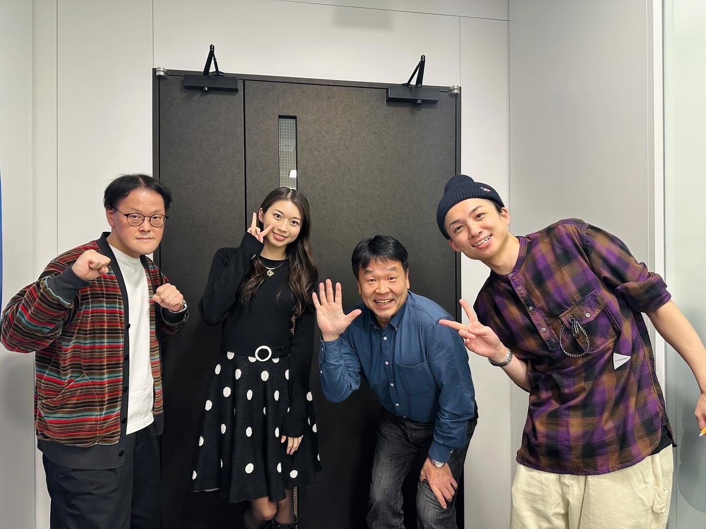 Picture Board - Hello!Online