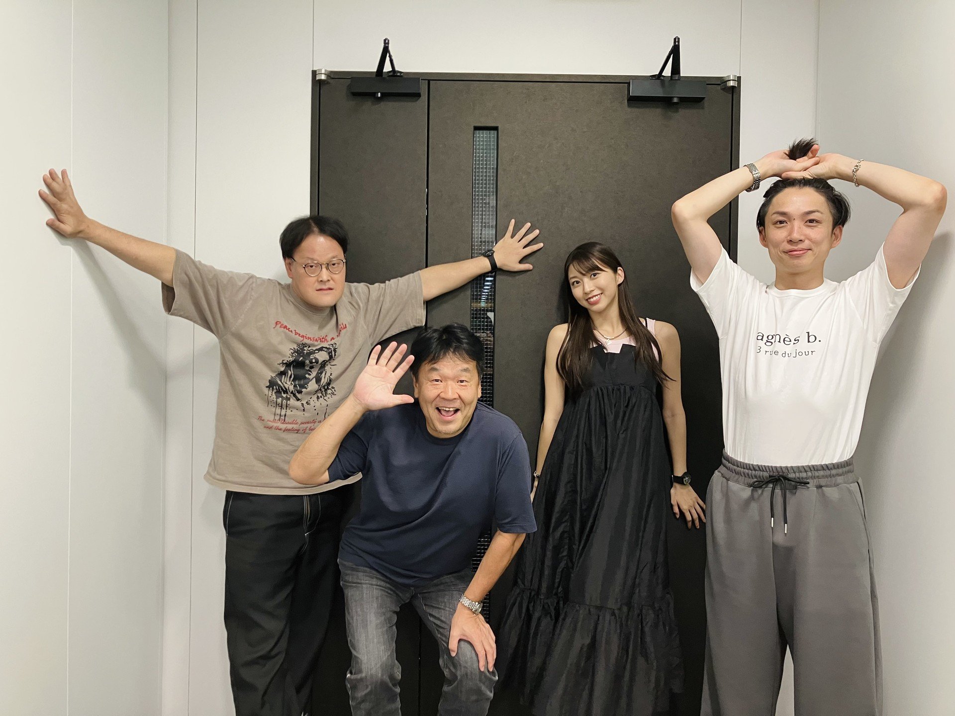 Picture Board - Hello!Online