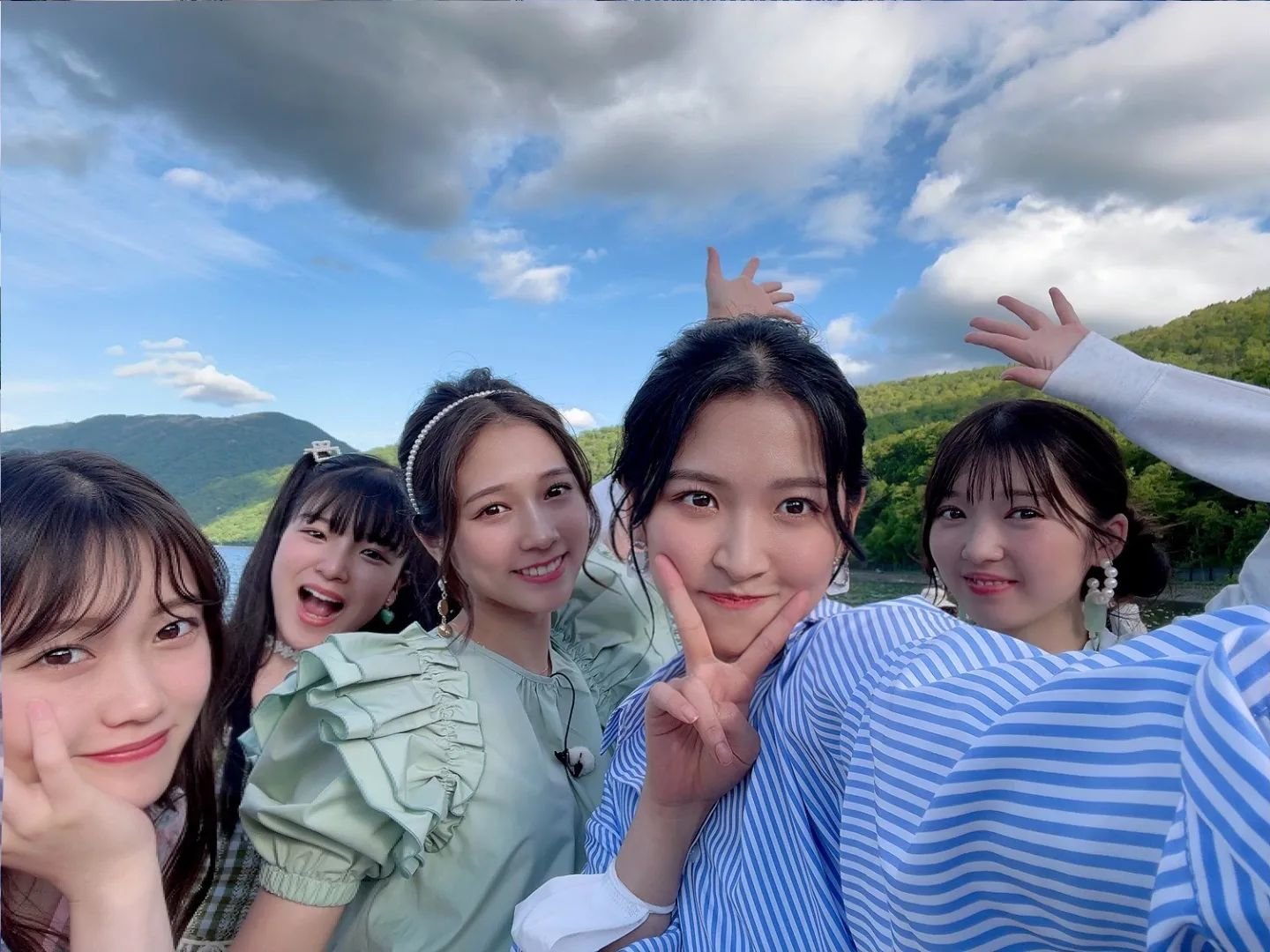 Ono Mizuho, Onoda Saori, Tanimoto Ami, Yamagishi Riko, Yofuu Runo ...