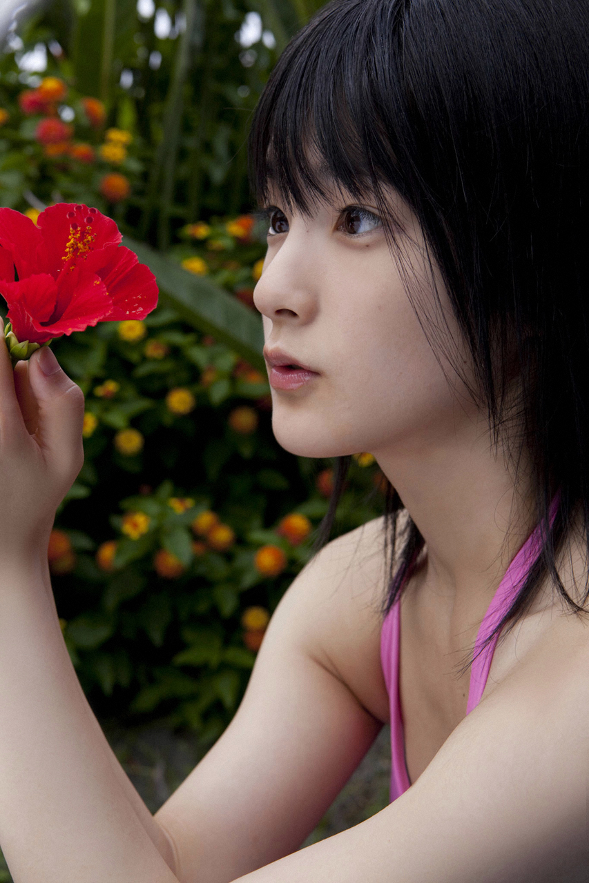 Momoko Tsugunaga - Gallery - Hello!Online